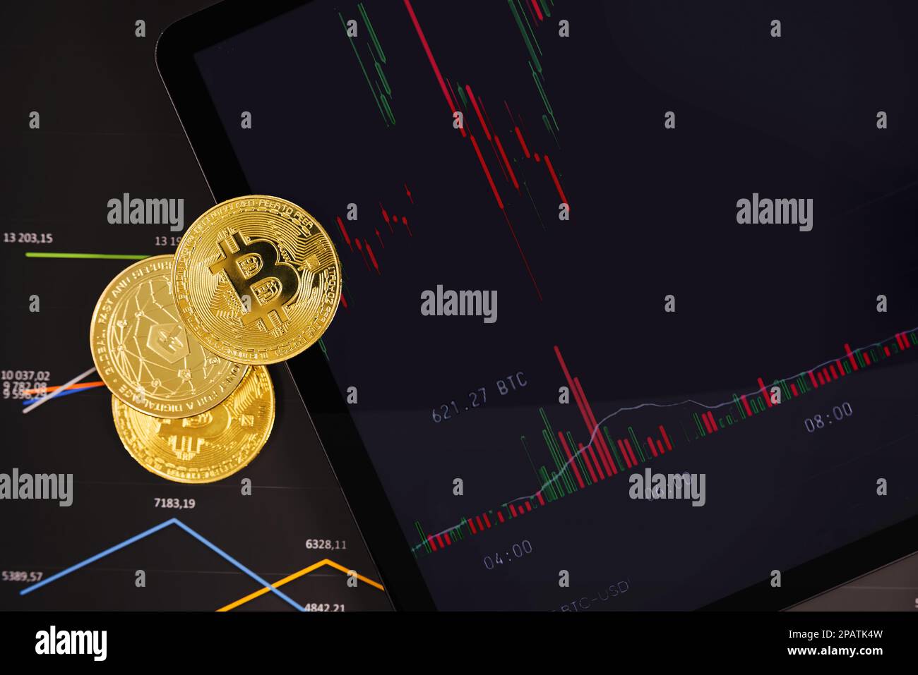 Tether charts hi-res stock photography and images - Alamy