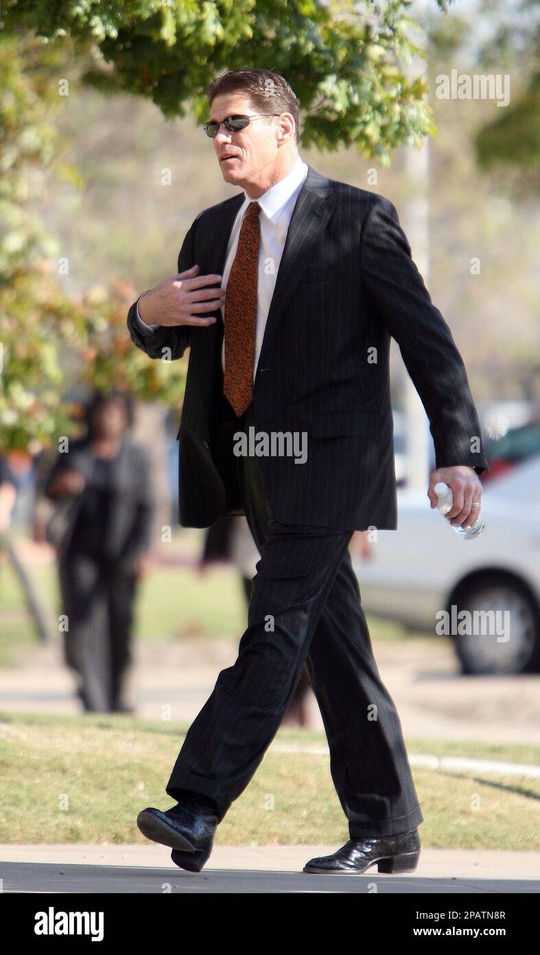 Former Dallas Cowboys player Charlie Waters attends the memorial ...
