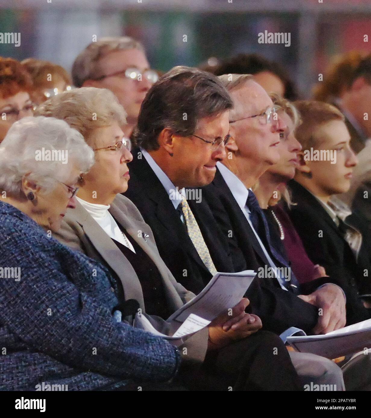 ** FILE ** Dr. William Petit Jr. , center, reacts during a ceremony ...