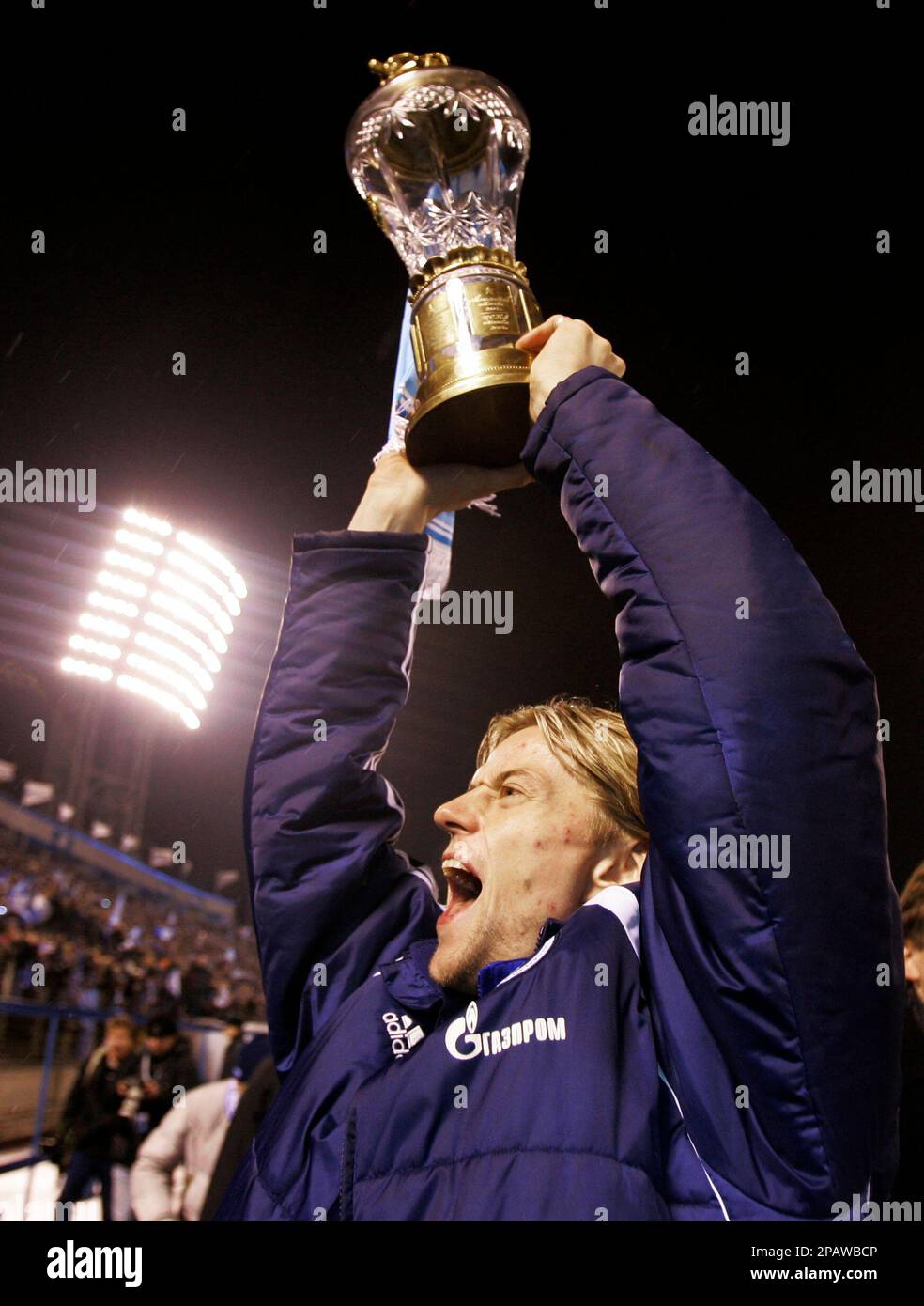 Zenit St.Petersburg's capitan Anatoly Timoshuk celebrates winning the ...
