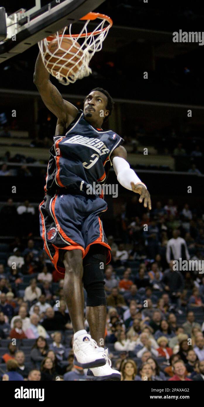 Charlotte Bobcats guard Gerald Wallace (3) dunks during the first half ...