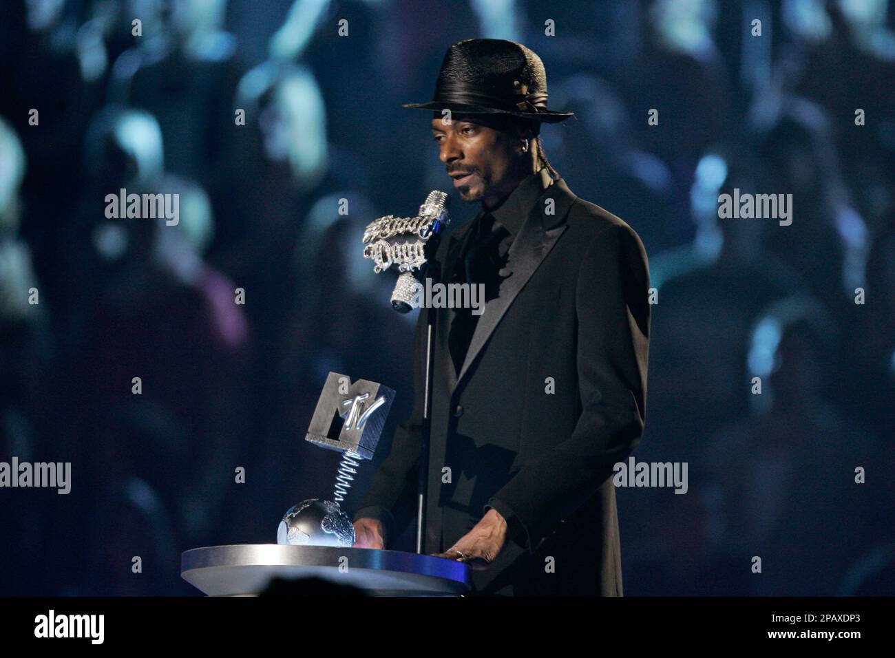 U.S. rap star and host Snoop Dogg at the MTV Europe Music Awards 2007 ...