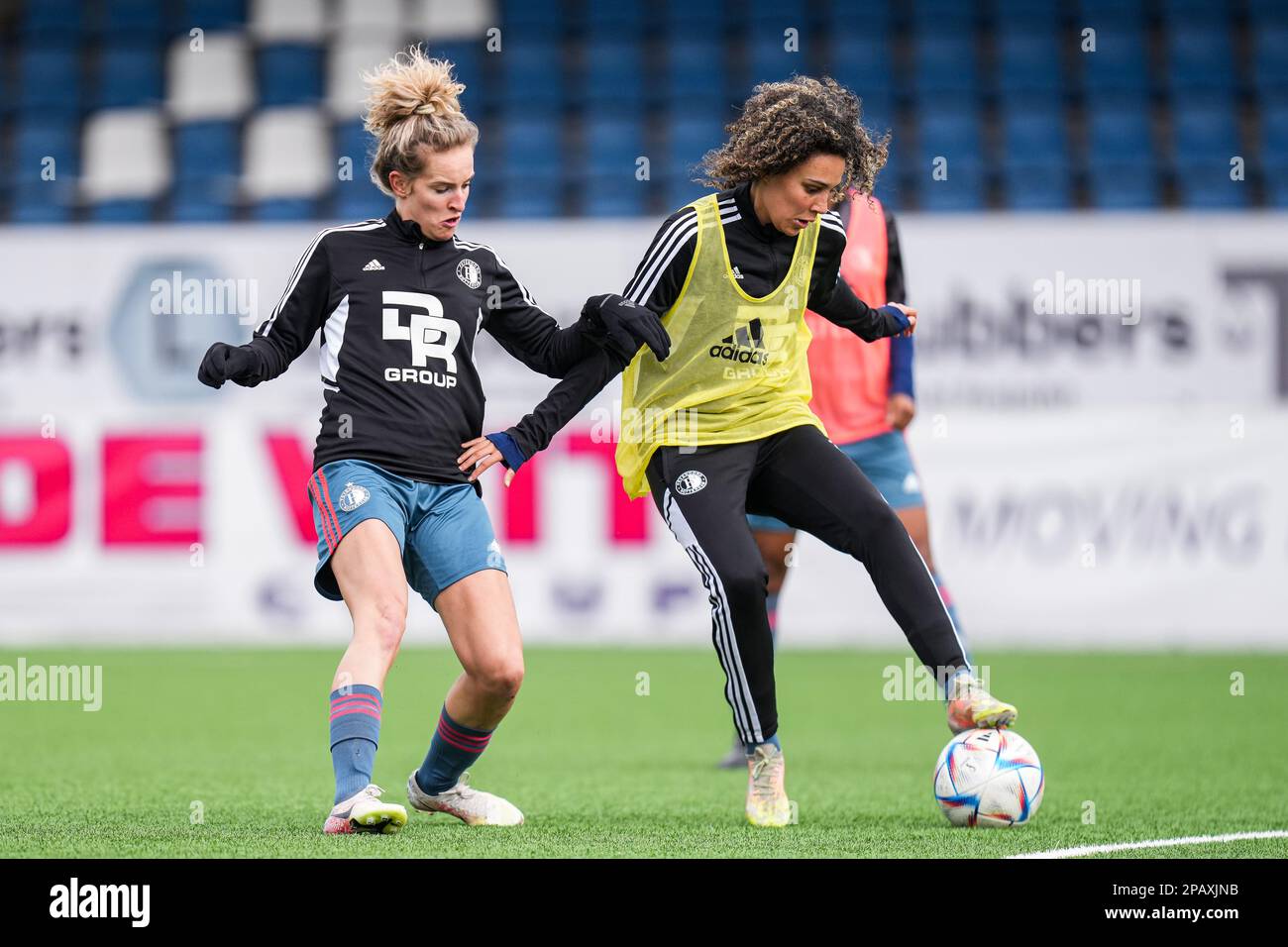 Velsen-Zuid - Maxime Bennink of Feyenoord V1, Zoi van de Ven of ...