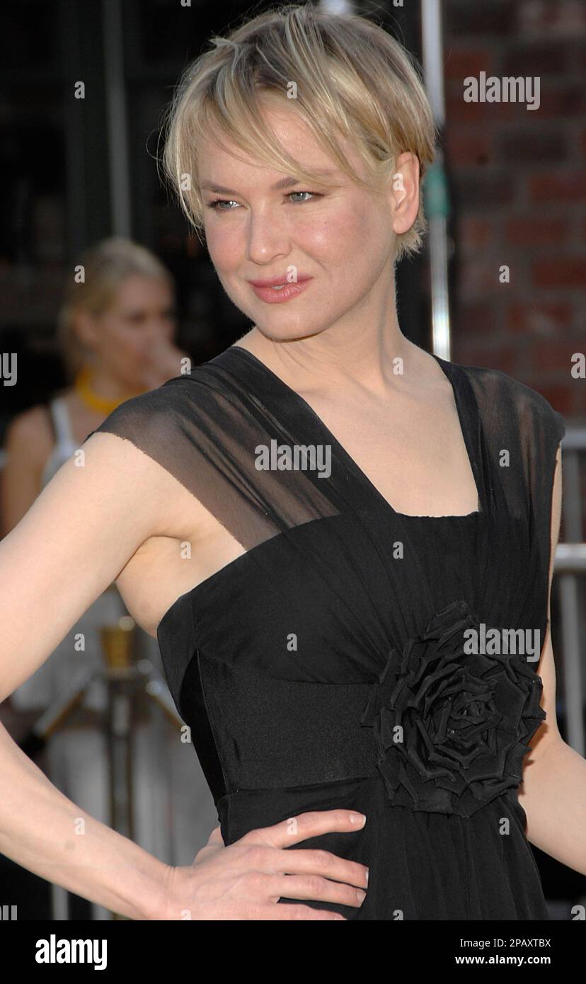 Actress Renee Zellweger poses on the press line at the Los Angeles ...