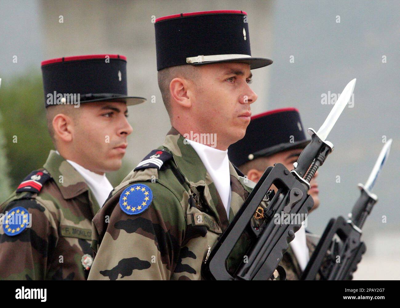 French soldiers members of the European Military Force (EUFOR) in ...