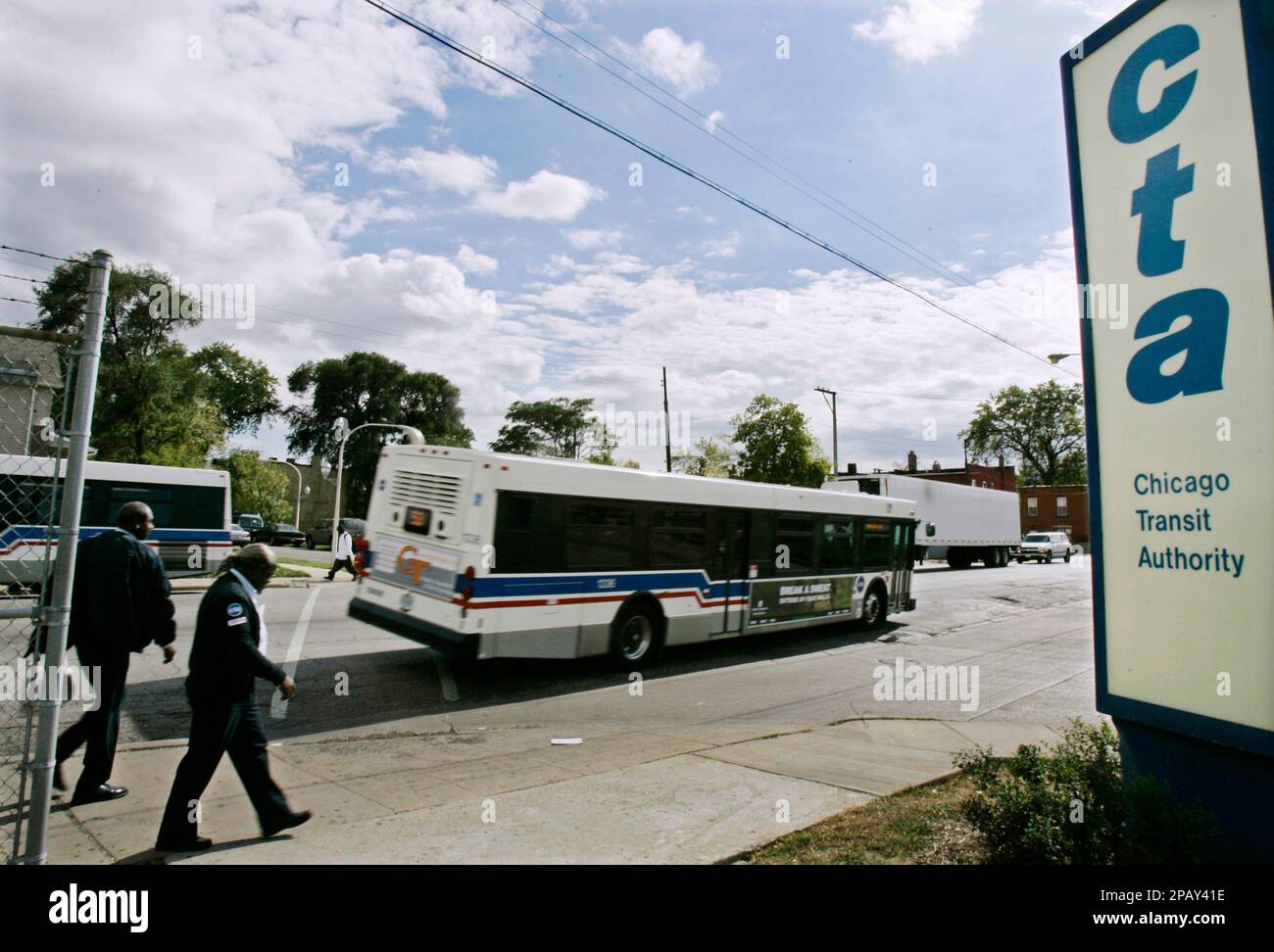 **FILE** A Chicago Transit Authority bus passes a CTA garage on Chicago ...