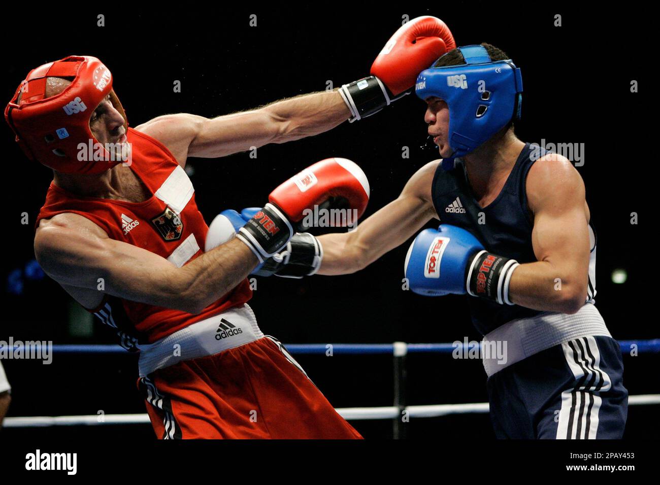 Rustam Rahimov, left, of Germany, battles Mirzhan Rakhimzhanov, of ...