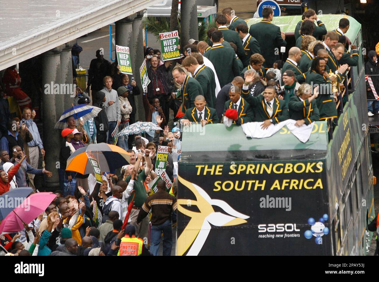 South Africa rugby team fans cheer as their team parades in in the ...