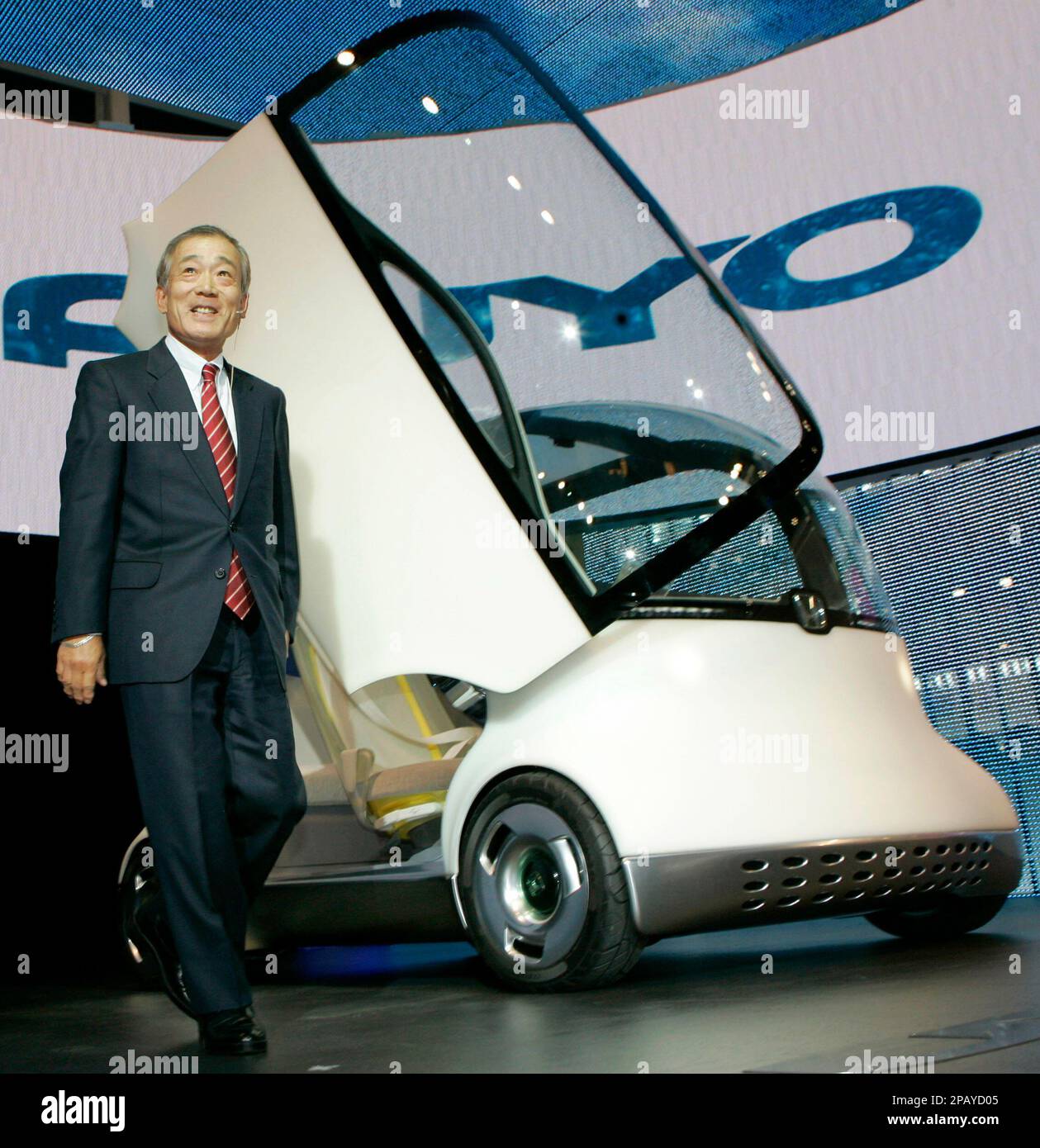 Honda Motor Corp. President Hiroyuki Yoshino introduces the automaker's ...