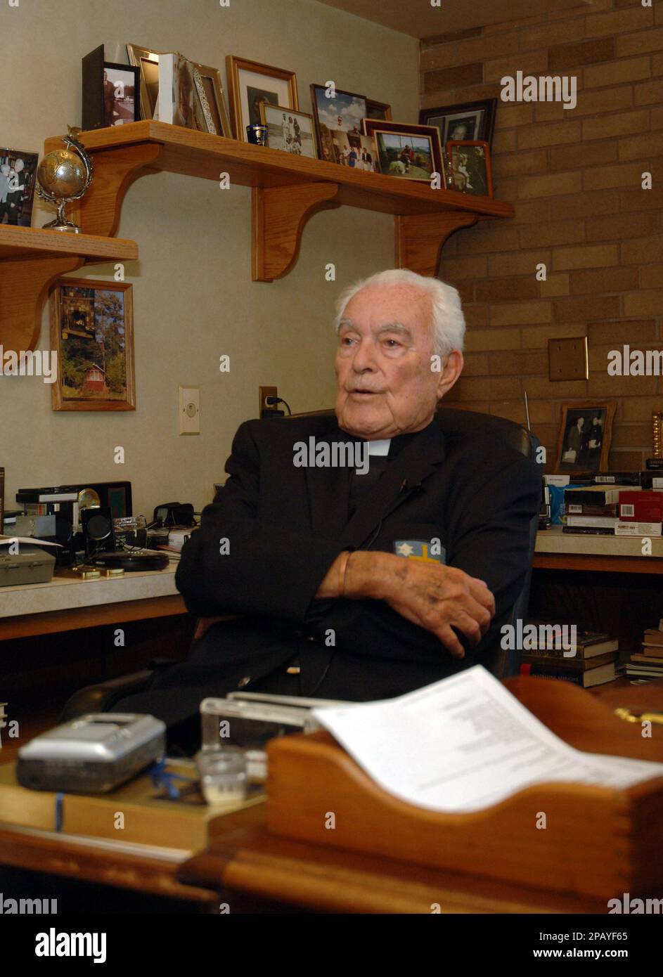 ** APN ADVANCE FOR SUNDAY, OCT. 28 **The Rev. Theodore Hesburgh, C.S.C ...