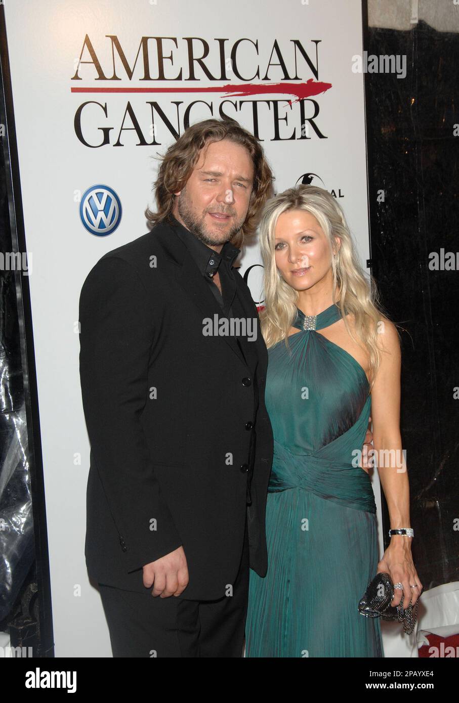 Actor Russell Crowe and wife Danielle Spencer arrive at The Apollo ...