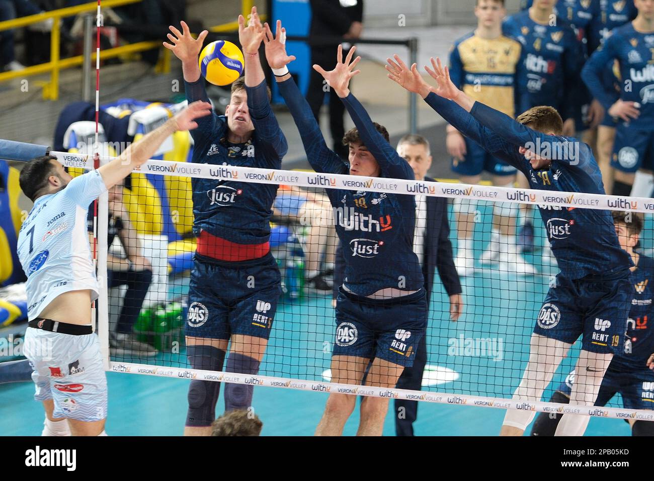 Pala AGSM-AIM, Verona, Italy, March 11, 2023, Block by Maksim Sapozhkov - WithU Verona and ...
