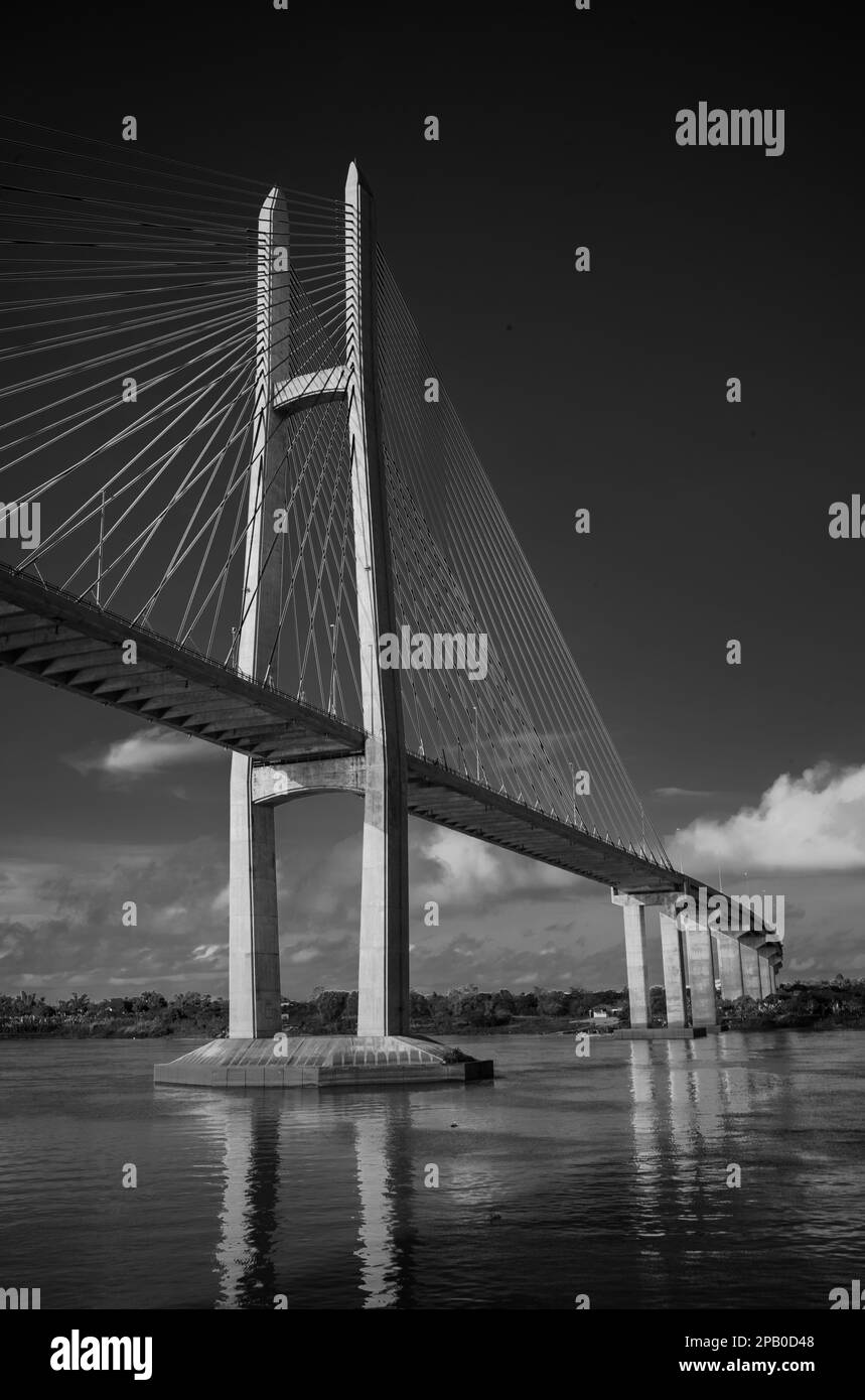 Approaching the Tsubasa Bridge across the Mekong River in Kandal ...