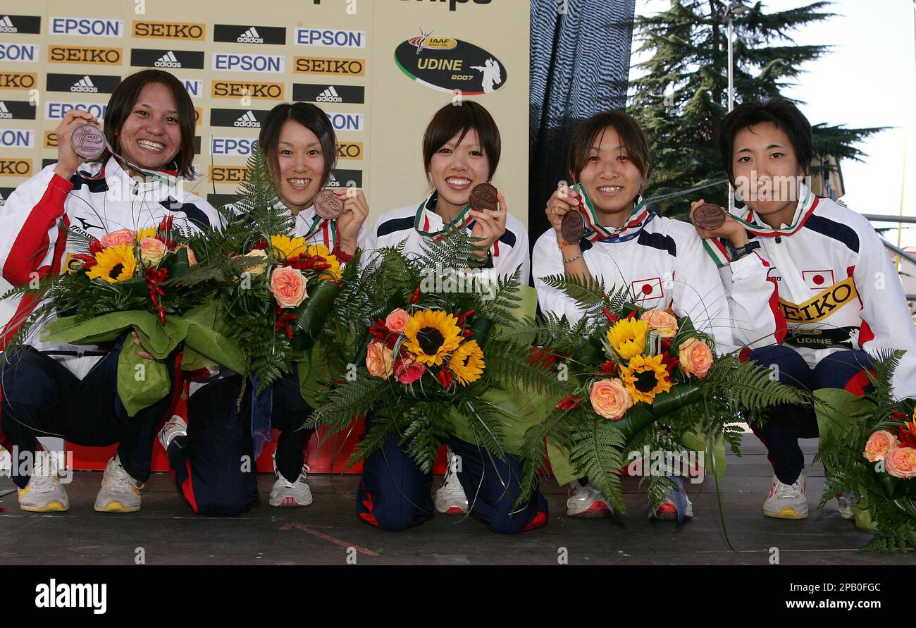 From left, Japan's Akane Taira, Yoshimi Ozaki, Chisato Osaki, Yuko ...