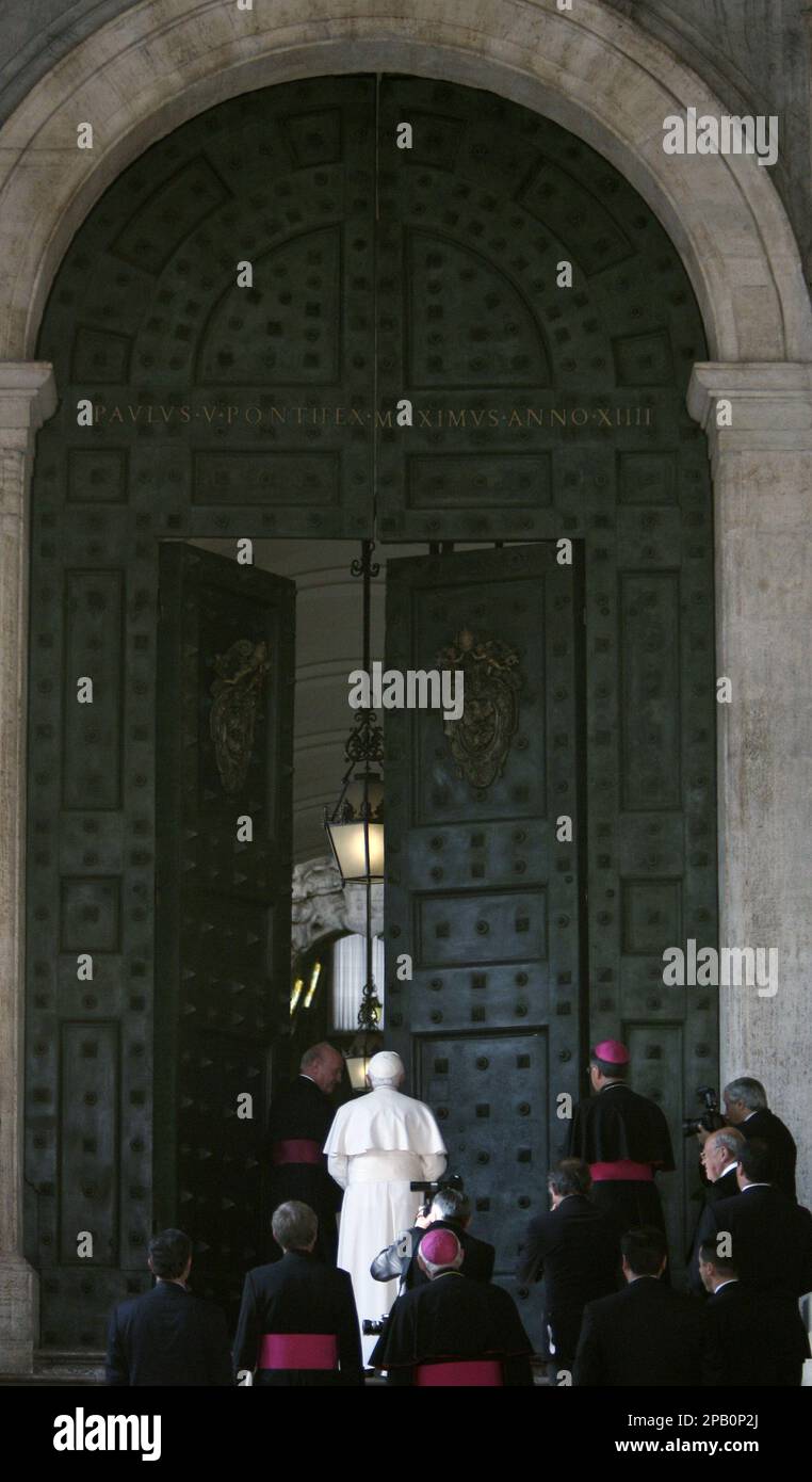 Pope Benedict XVI, in white center, looks at the restored Apostolic ...