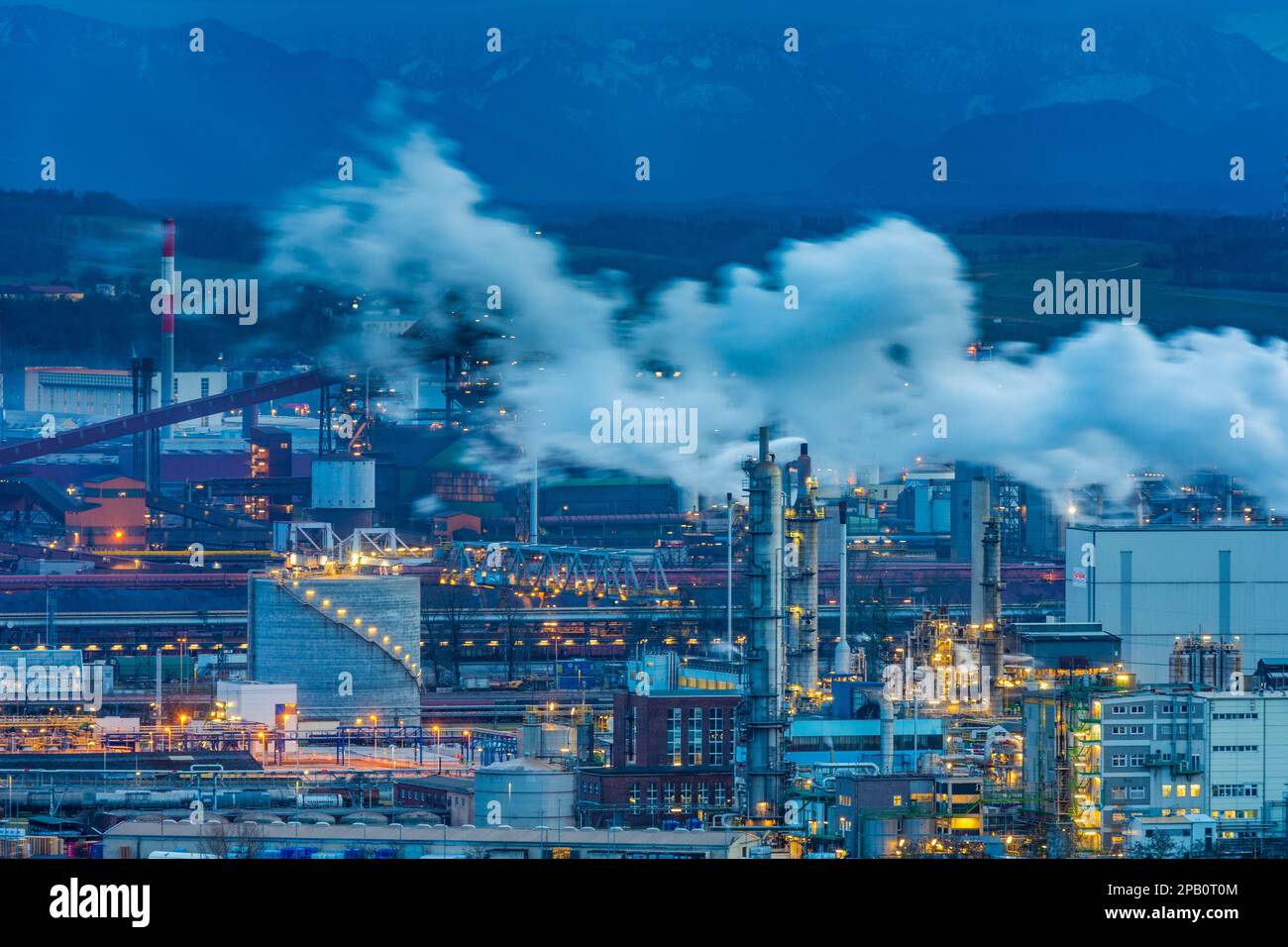 Linz: Voestalpine steelworks, Chemiepark Linz with company Borealis AG ...