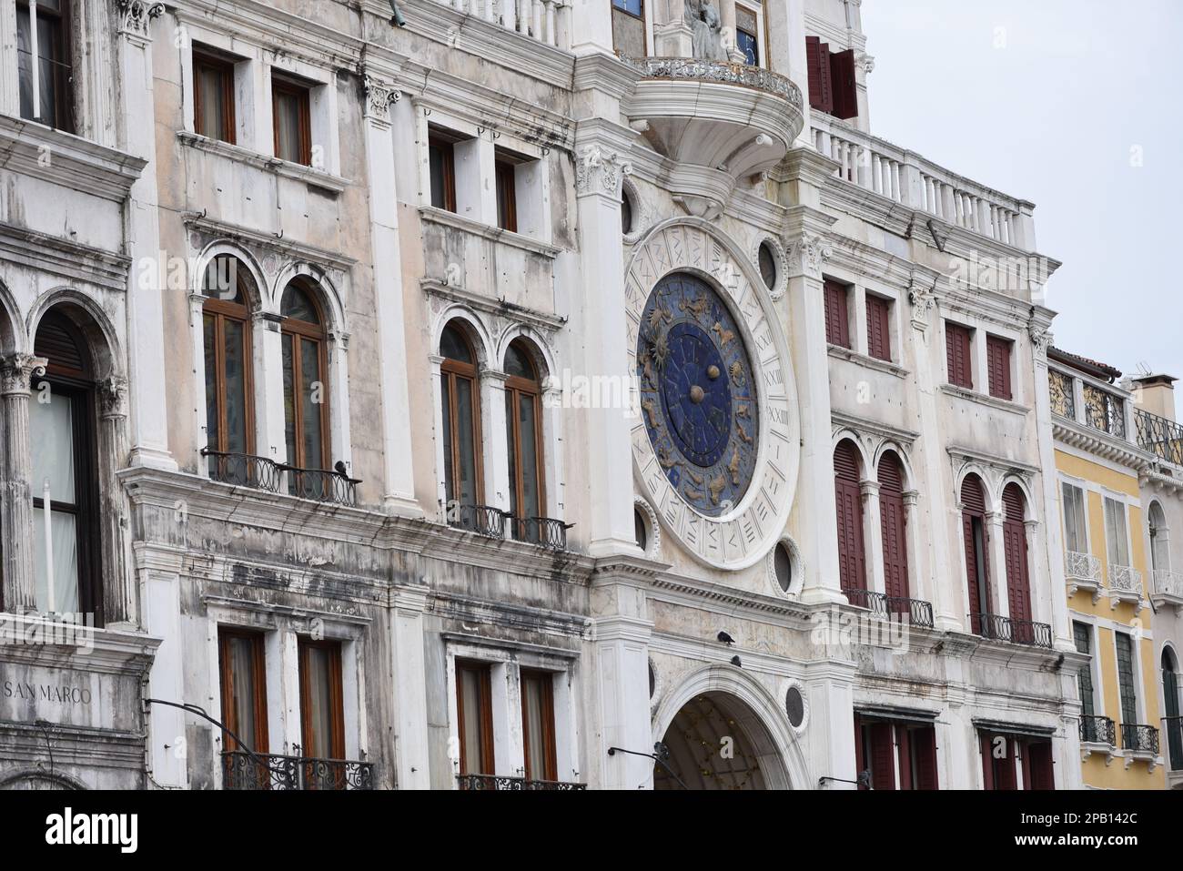 Venice, Italy - 15 Nov, 2022: Torre dell'Orologio Clock Tower in the ...