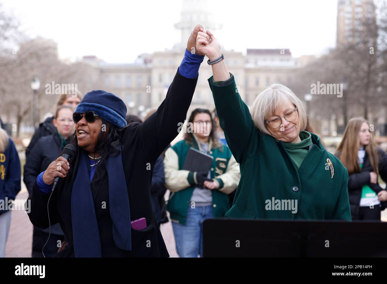 FILE - Michigan state Rep. Brenda Carter, D-Pontiac, left, and state ...