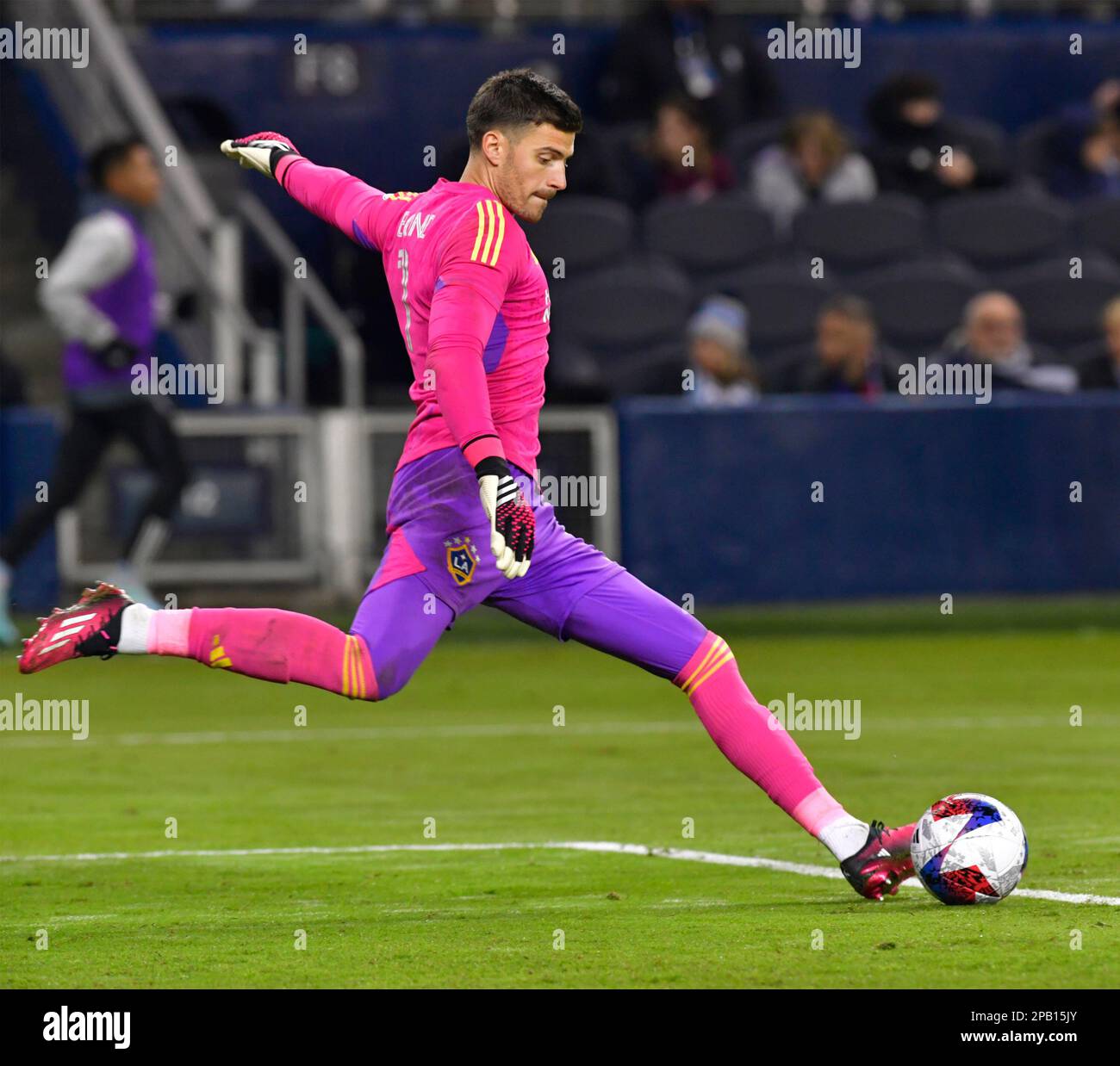 Kansas City, USA. 11th Mar, 2023. Los Angeles Galaxy goalkeeper ...