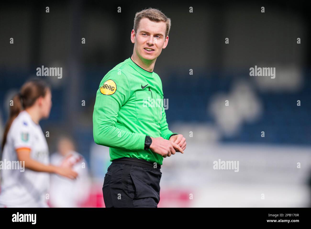 Referee martin wevers hi-res stock photography and images - Alamy