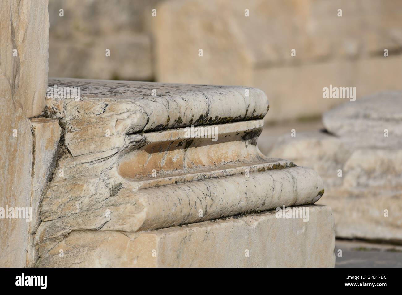 Stereobate hi-res stock photography and images - Alamy