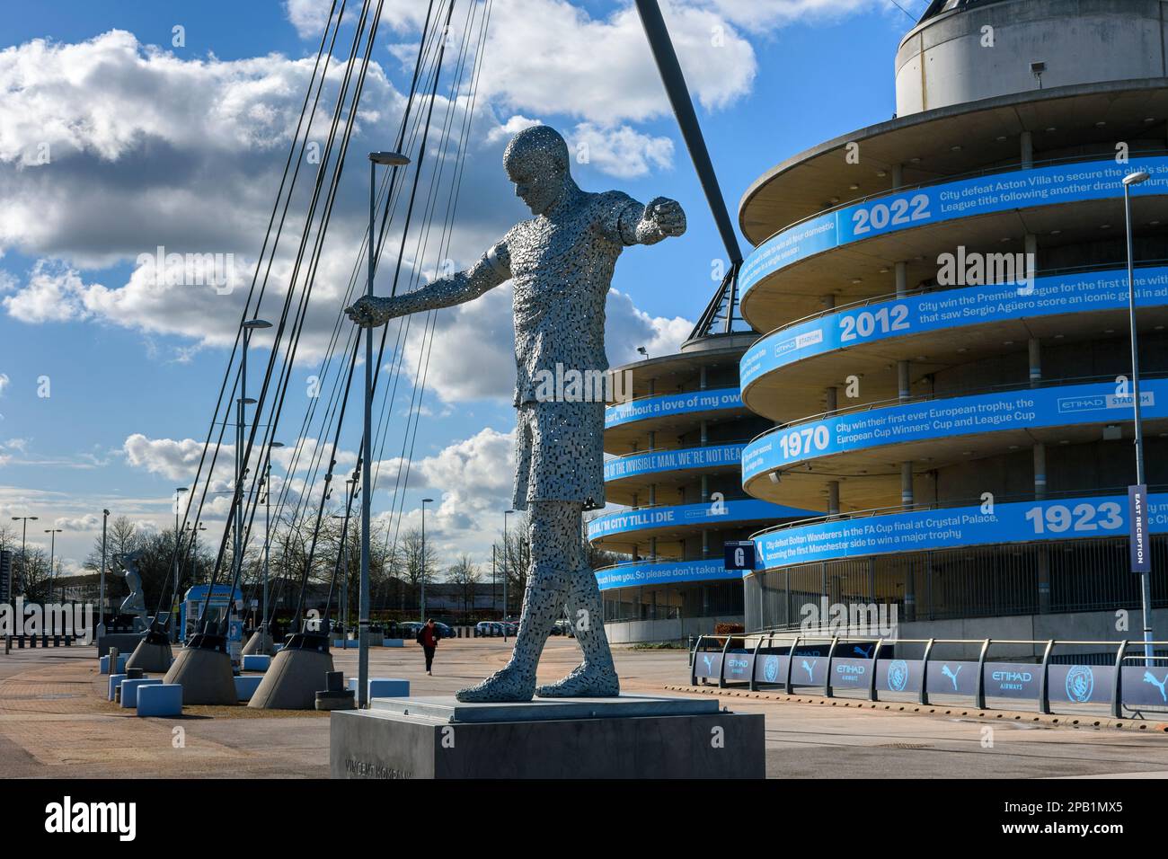 Statue of Vincent Kompany, by the sculptor Andy Scott, at the Etihad ...