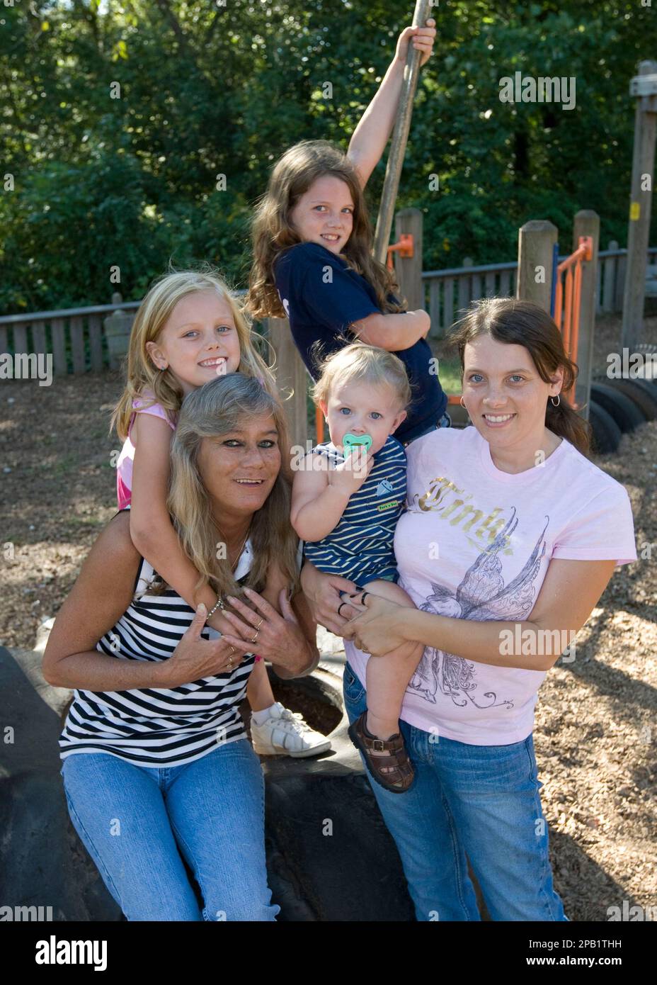 ** FOR USE WITH AP SPECIAL EDITION PARENTING ** Amanda Riddle, right ...