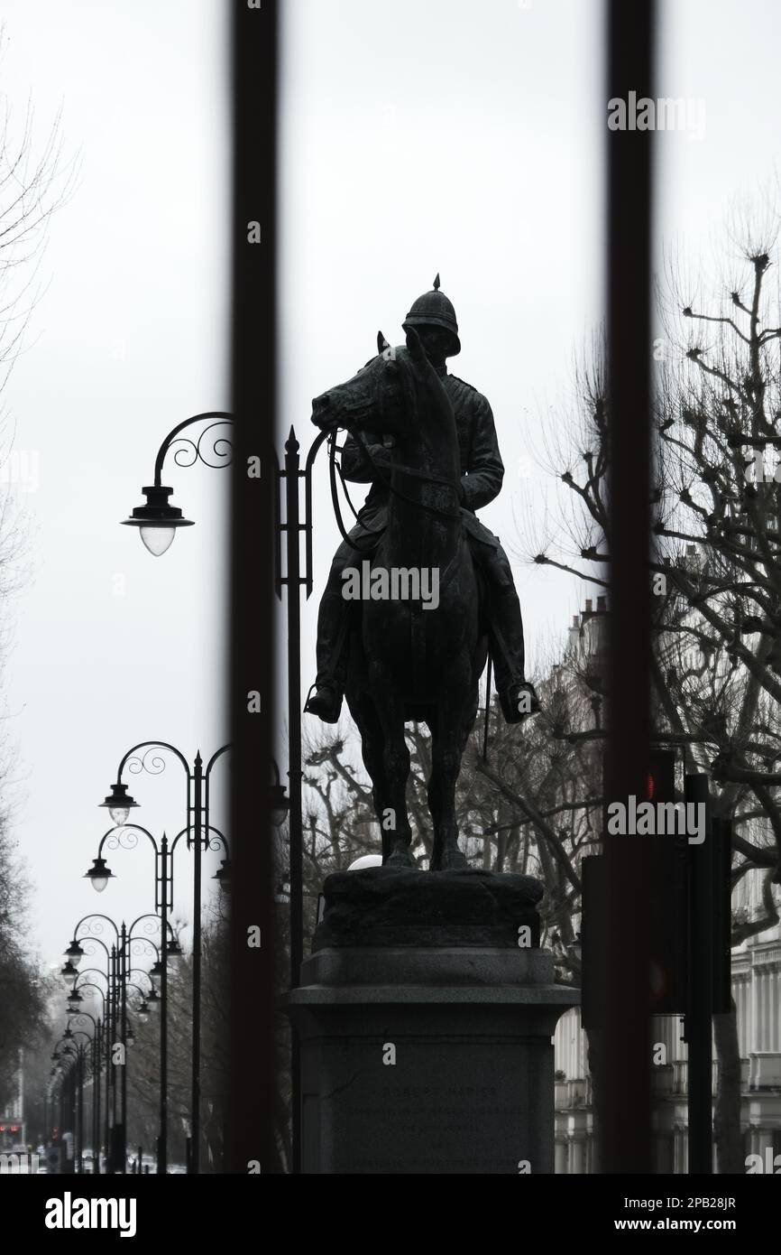 Robert napier statue hi-res stock photography and images - Alamy