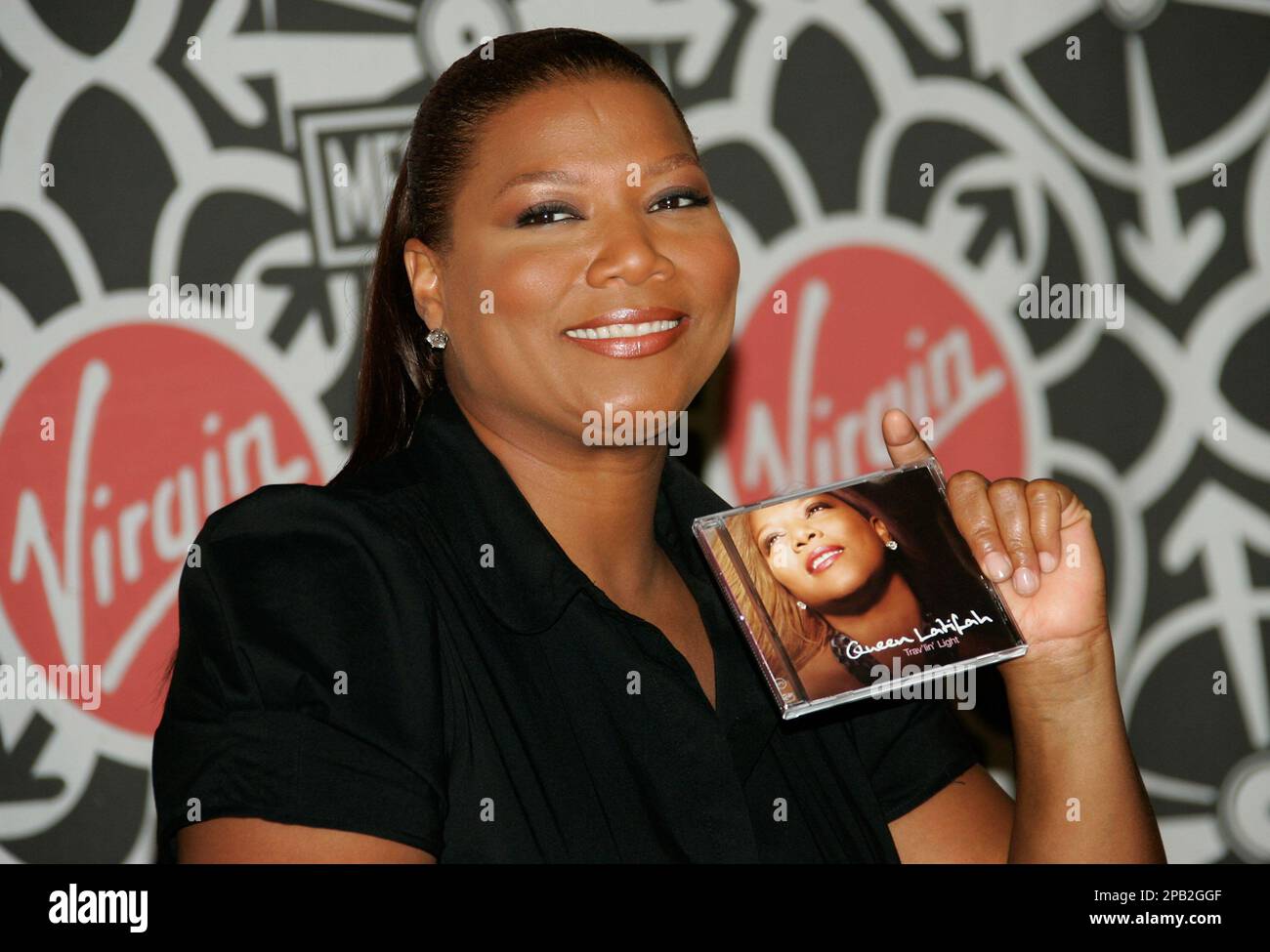 Queen Latifah Travlin Light