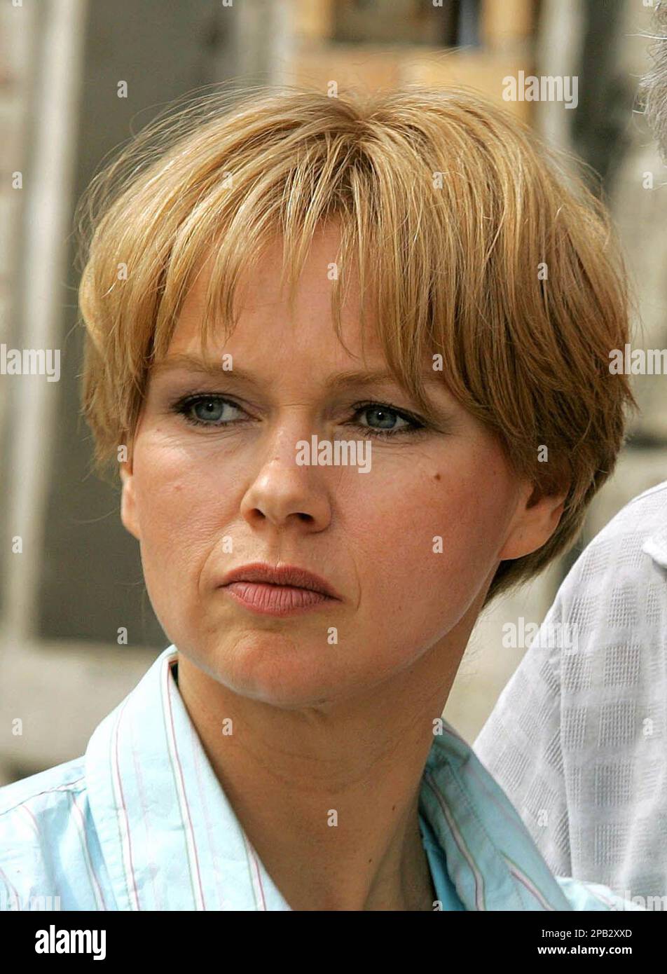 **ARCHIV**Veronica Ferres als Sara Bender bei Dreharbeiten zu dem ...