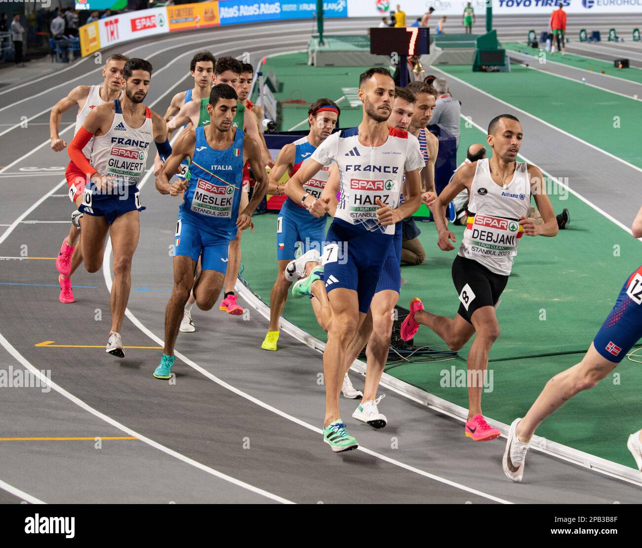 Mens 3 mile final hi-res stock photography and images - Alamy
