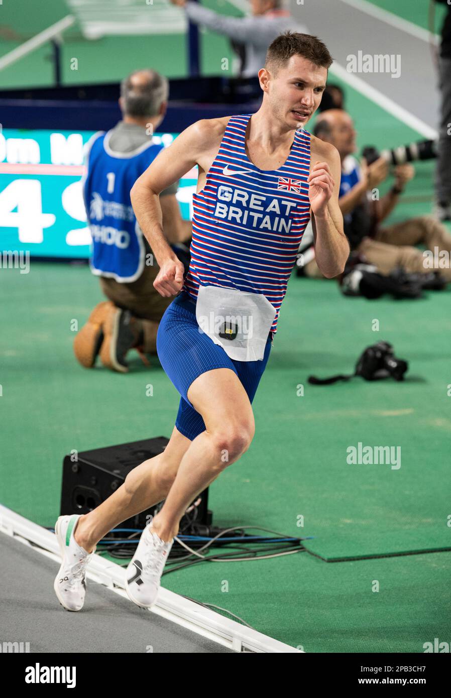 George mills hi-res stock photography and images - Alamy