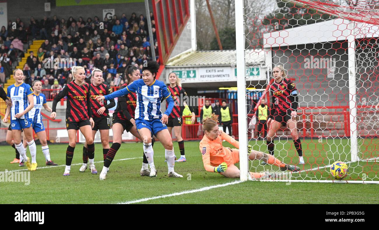 Brighton lee geum min hi-res stock photography and images - Alamy