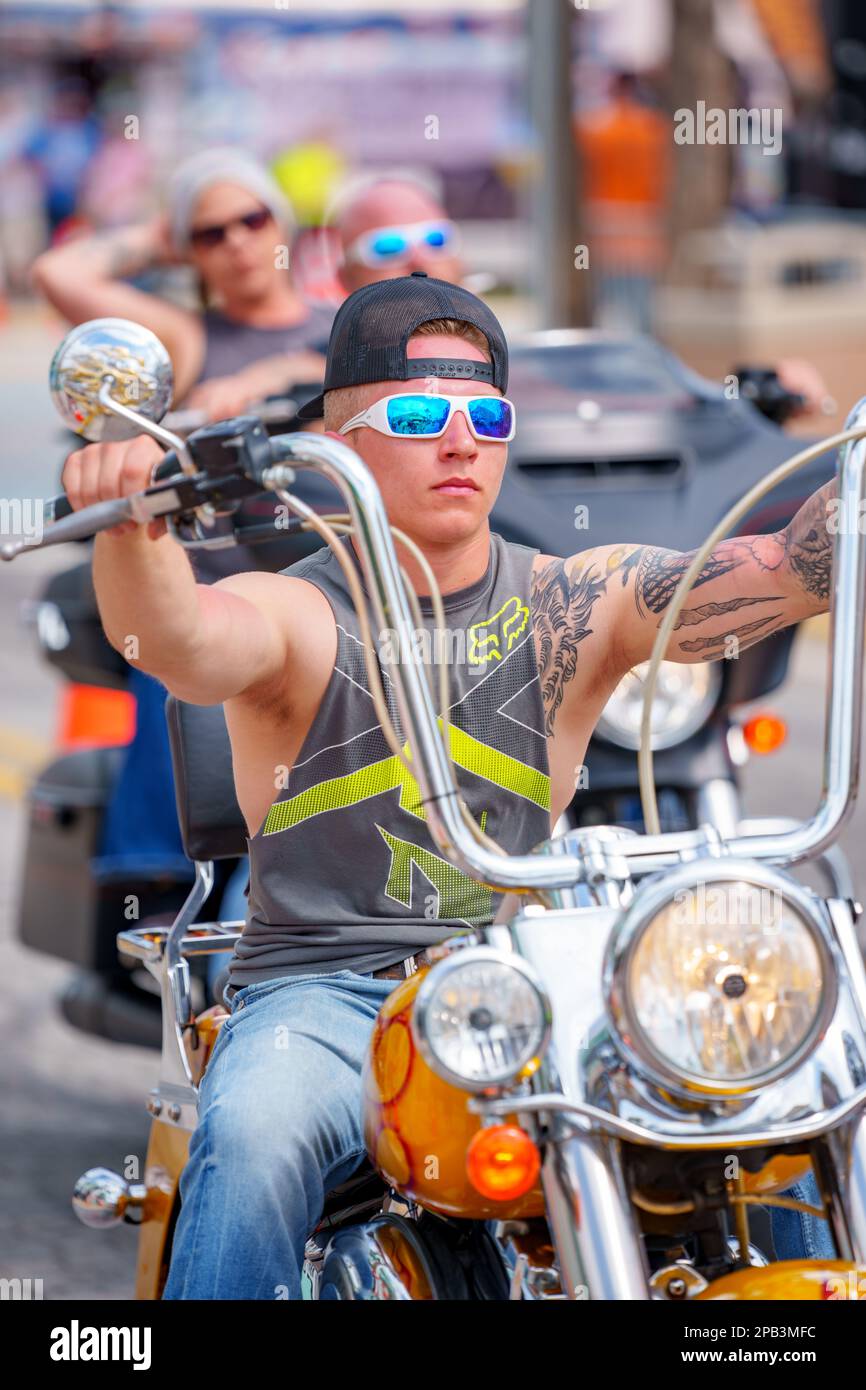 Vintage bagger hi-res stock photography and images - Alamy