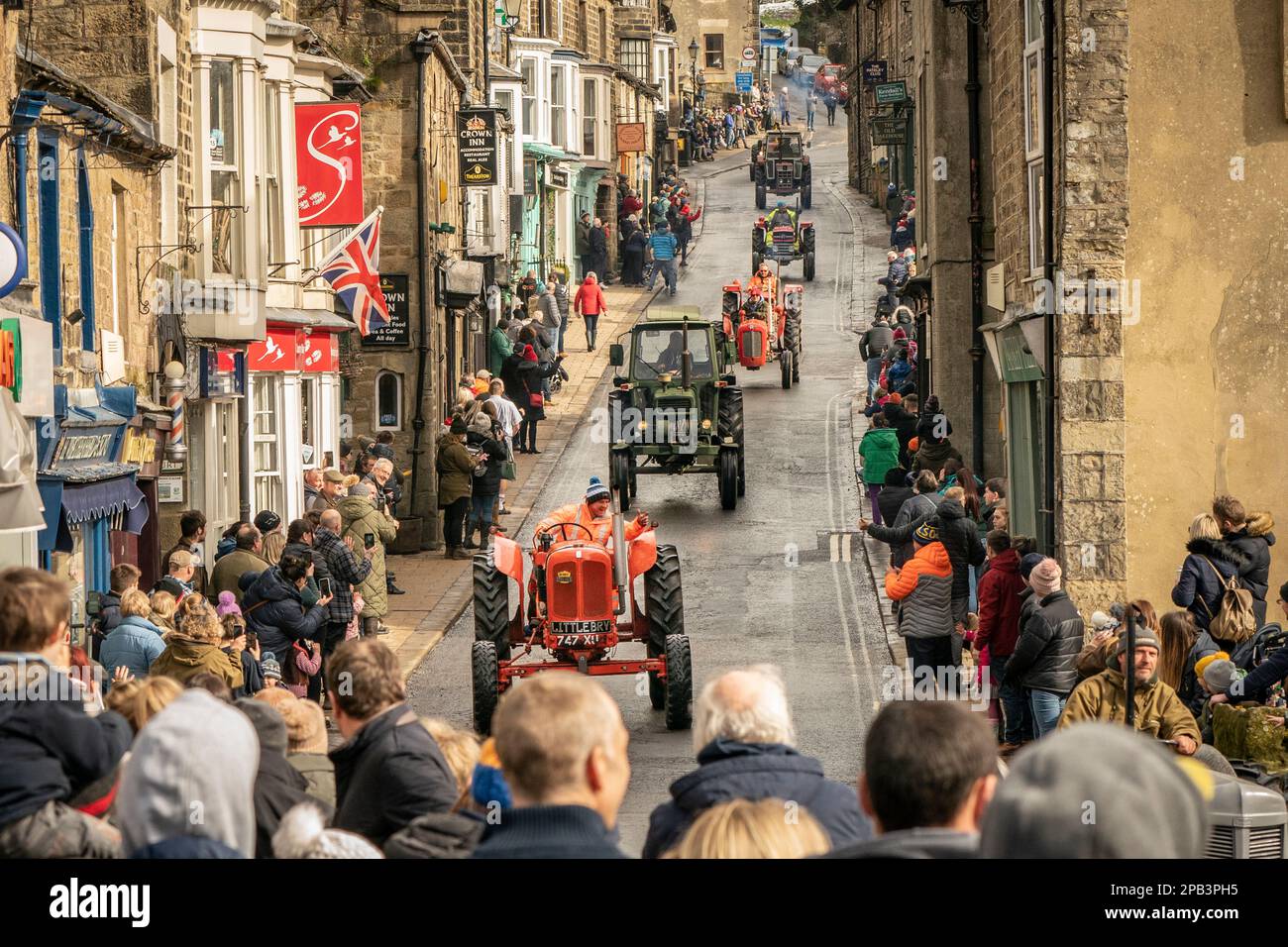 A convoy of 374 Tractors make their way through Pateley Bridge in North ...