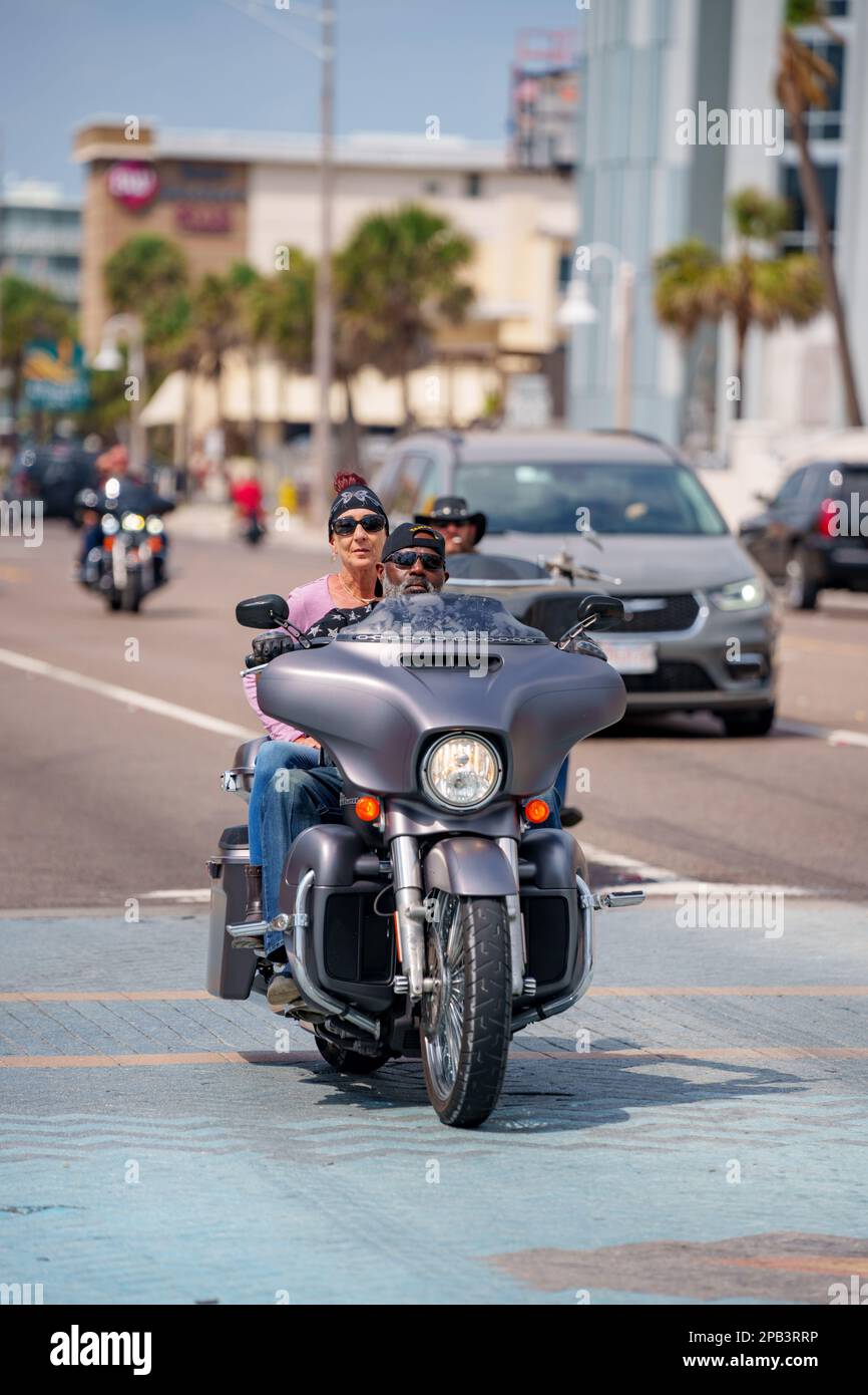 Vintage bagger hi-res stock photography and images - Alamy