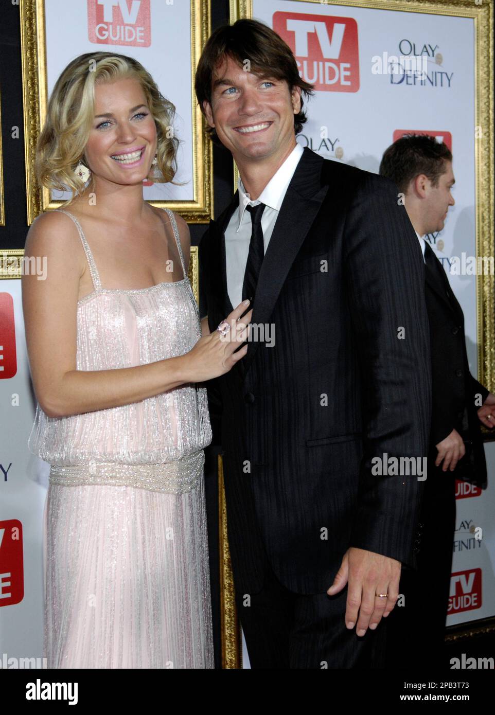 Actress Rebecca Romijn, left, and her husband, actor Jerry O'Connell ...