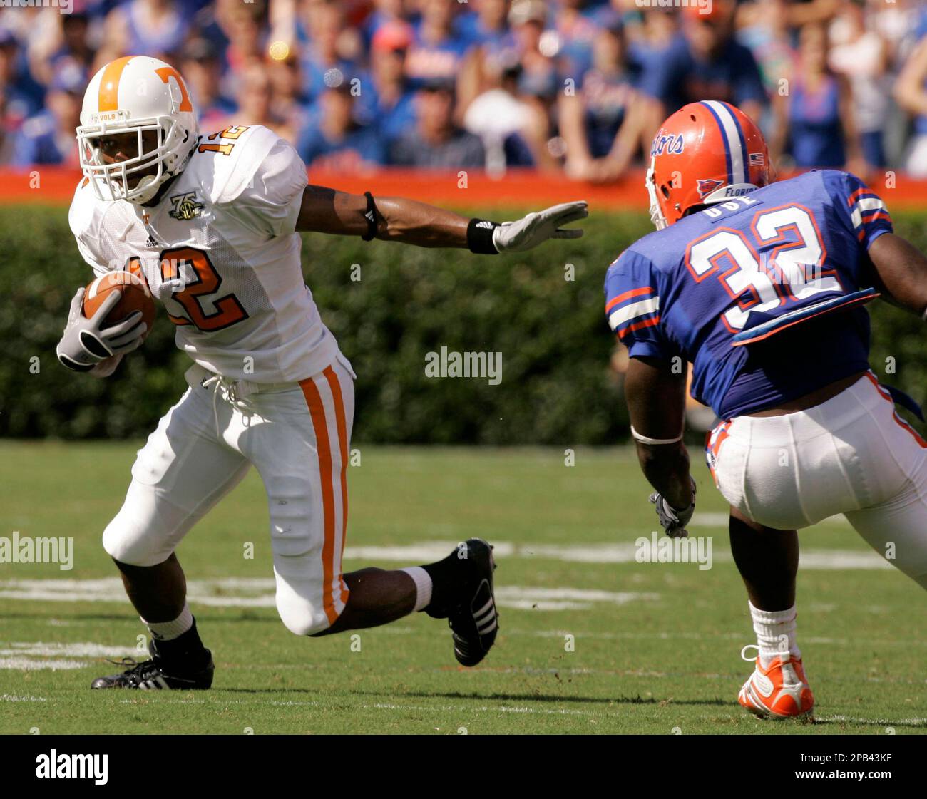 Tennessee receiver Lucas Taylor, center, finds room to after catching a ...
