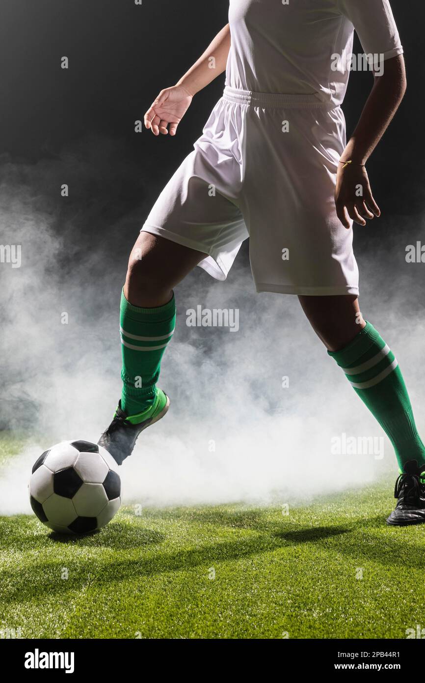 Soccer game score woman hi-res stock photography and images - Alamy