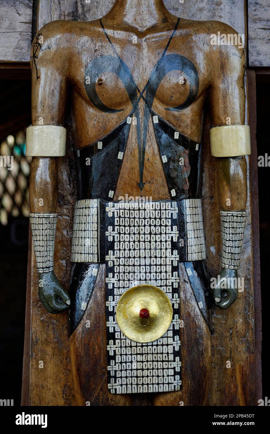 Traditional sculpture, Kisima Nagaland Hornbill festival, Kohima ...