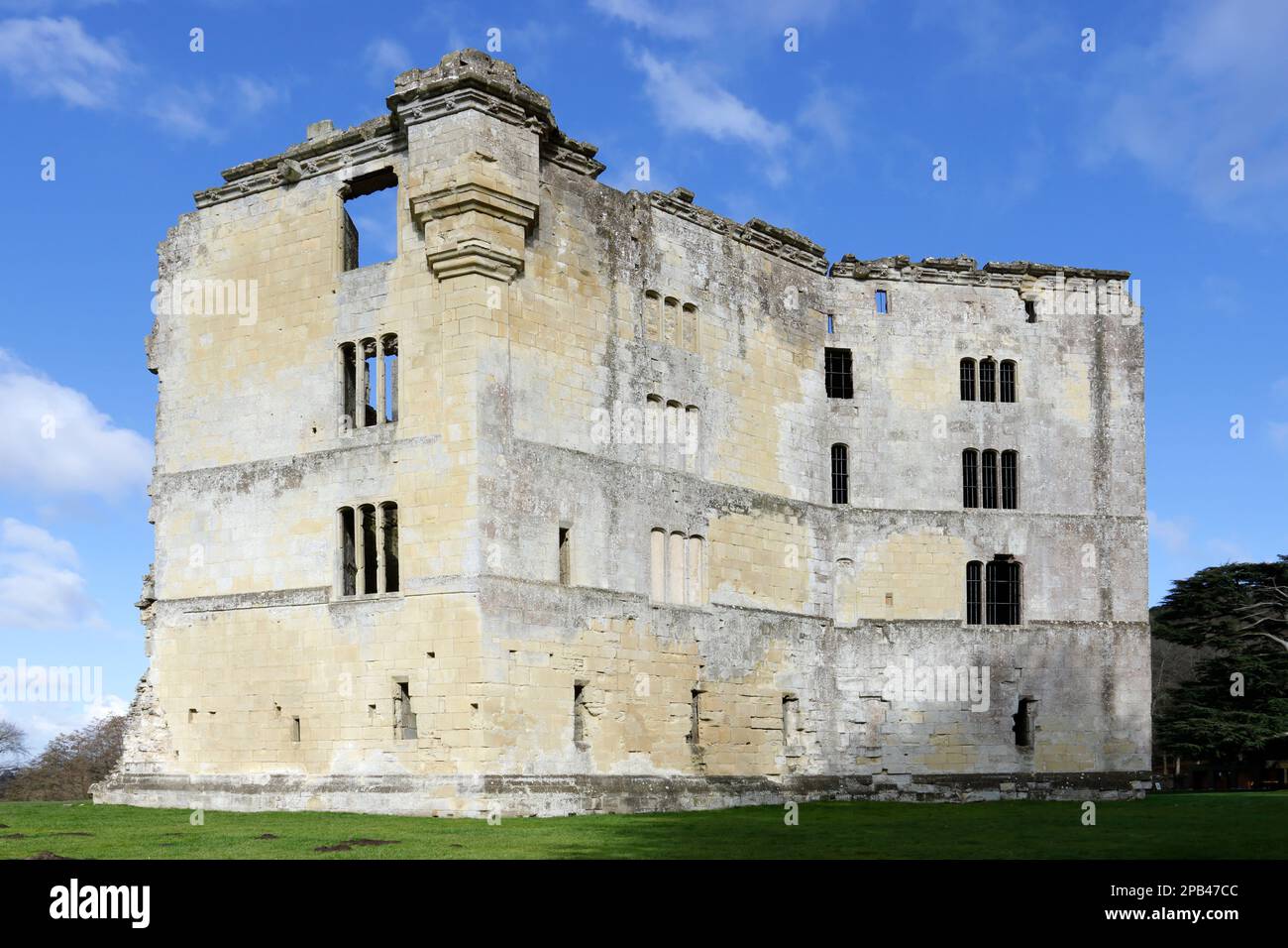 Old wardour castle english heritage hi-res stock photography and images ...