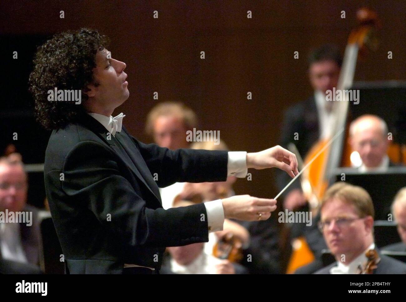 Venezuelan conductor Gustavo Dudamel conducts the Vienna Philharmony ...