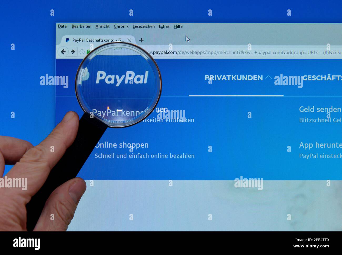 Paypal screen hi-res stock photography and images - Alamy