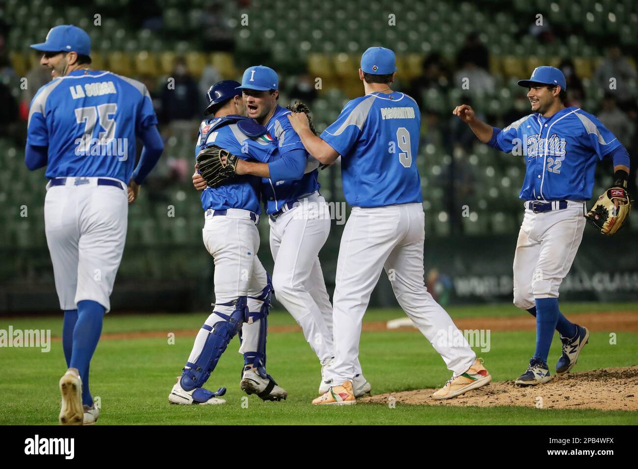 Italy's players celebrate after the team's 7-1 win over Netherlands ...