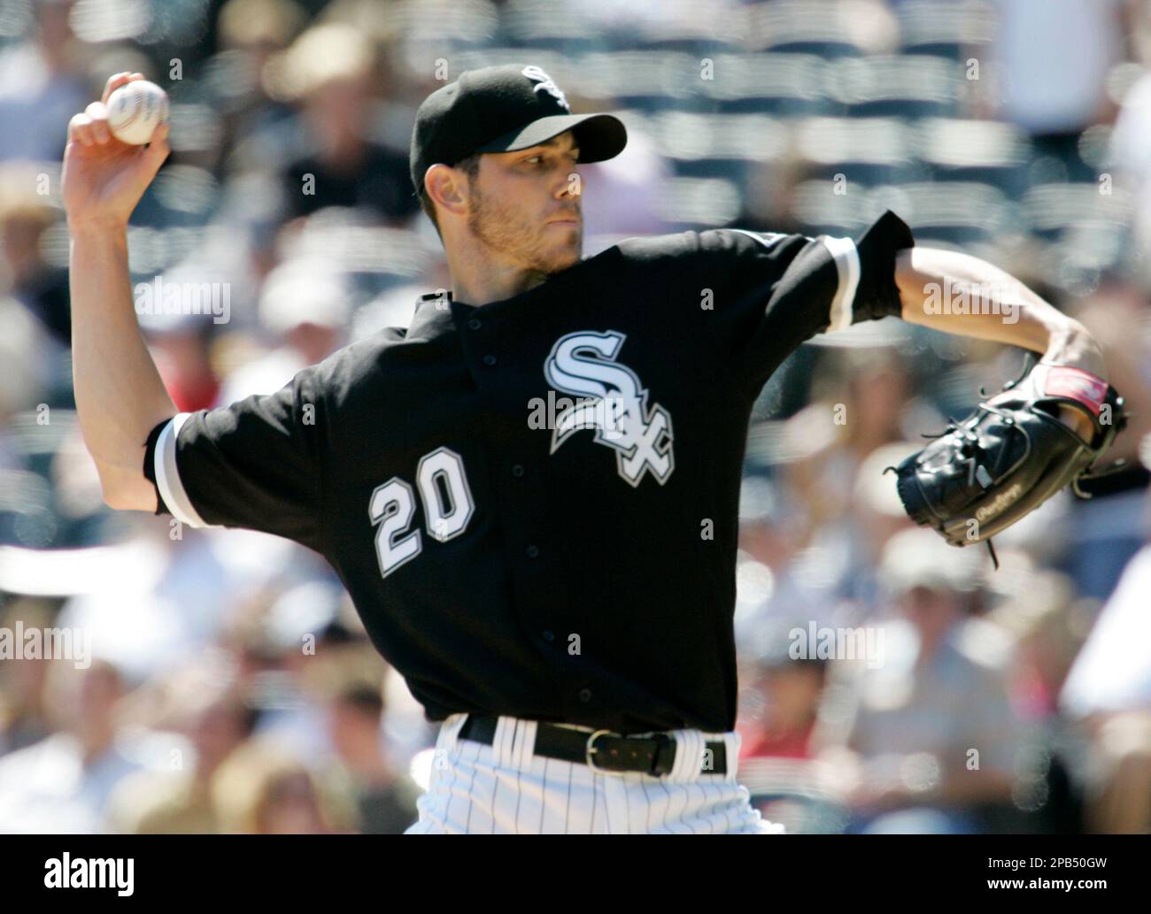 Chicago White Sox pitcher Jon Garland throws during the first inning of ...