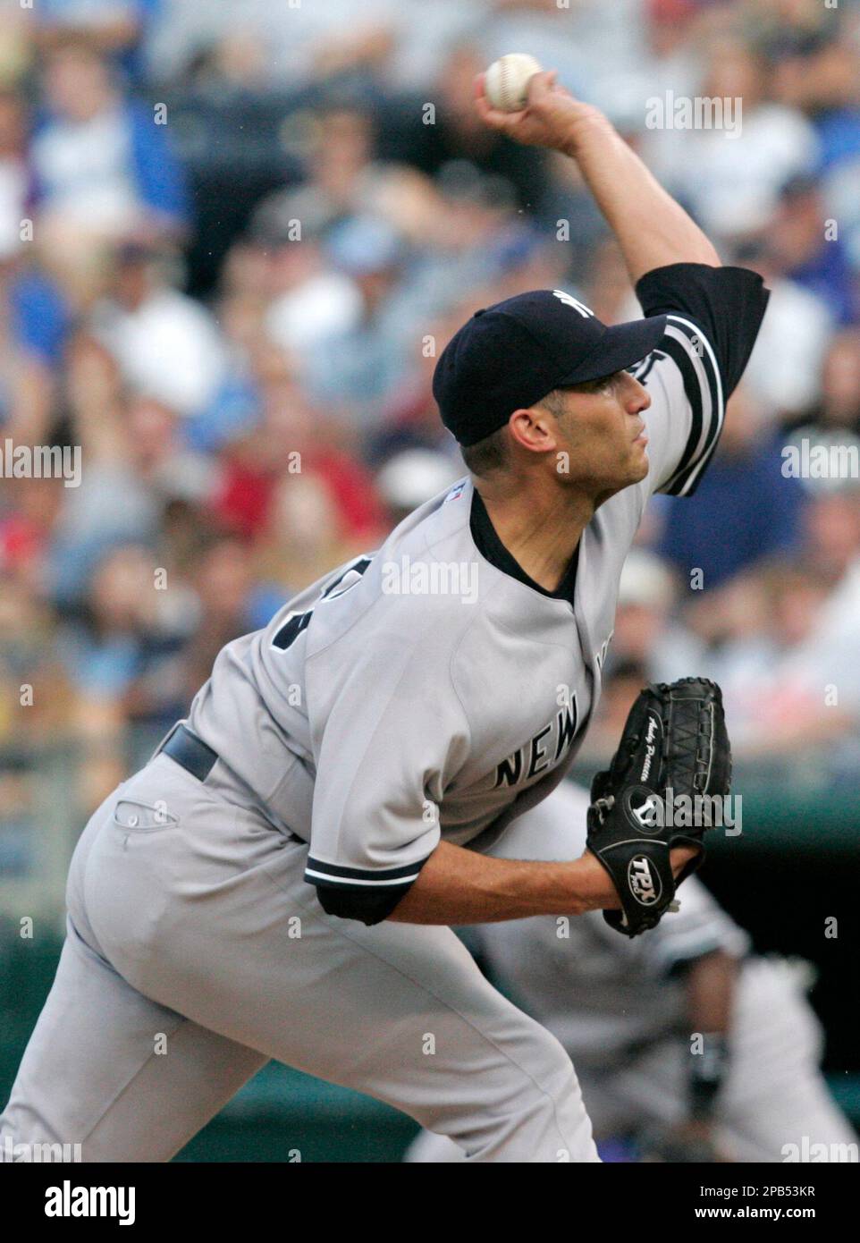 New York Yankees pitcher Andy Pettitte throws during the first inning ...