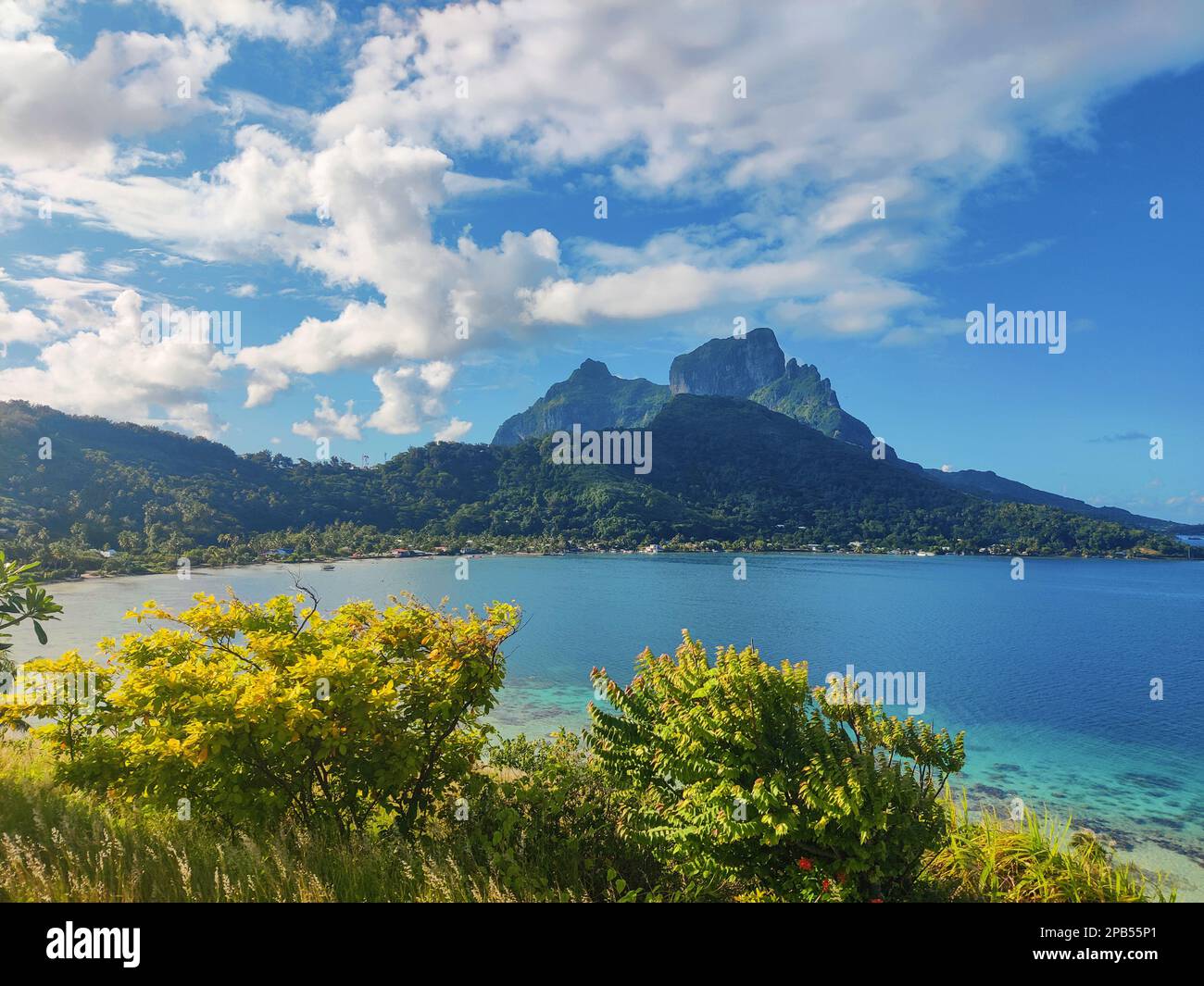 Bora Bora Island in Tahiti, French Polynesia, pacific natural coast of ...