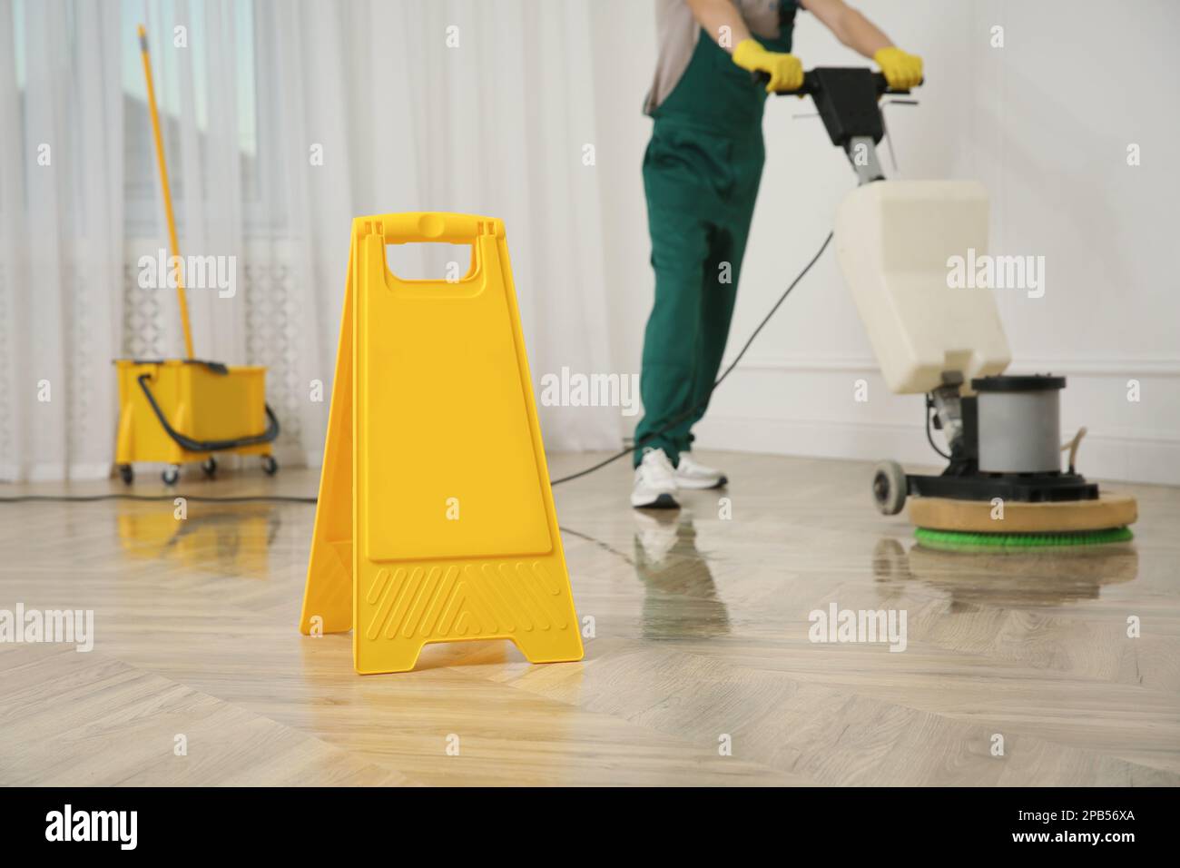 Floor polishing machine hi-res stock photography and images - Alamy