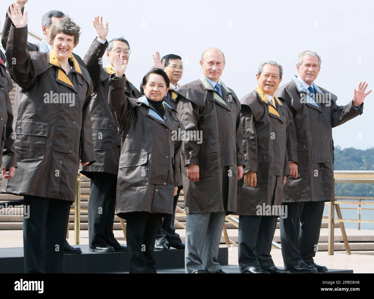 President Bush, far right, wears a Drizabone jacket with APEC leaders ...