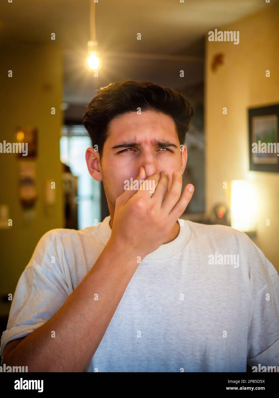 Pinch nose hi-res stock photography and images - Alamy